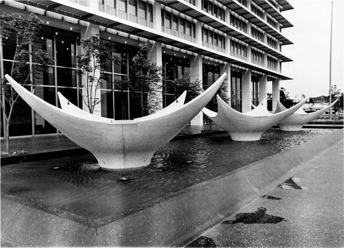 Is downtown '60s-era architecture worth saving?