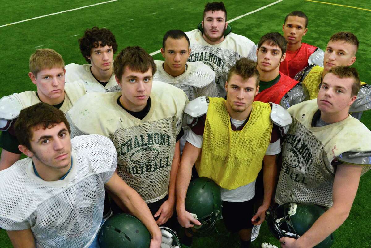 Defense quick to swarm foes