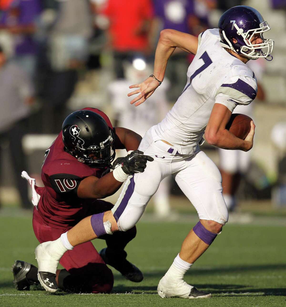 Pearland overcomes slow start to oust Lamar