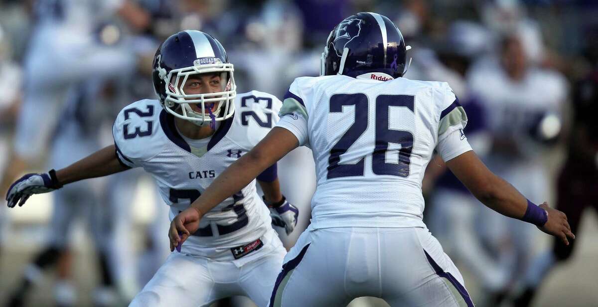 Pearland overcomes slow start to oust Lamar