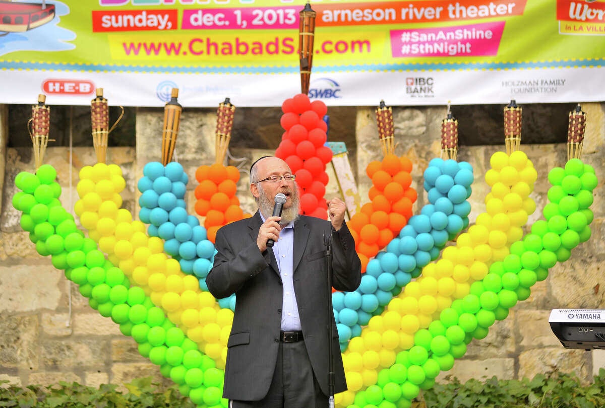 Local Jewish community marks Chanukah on the River