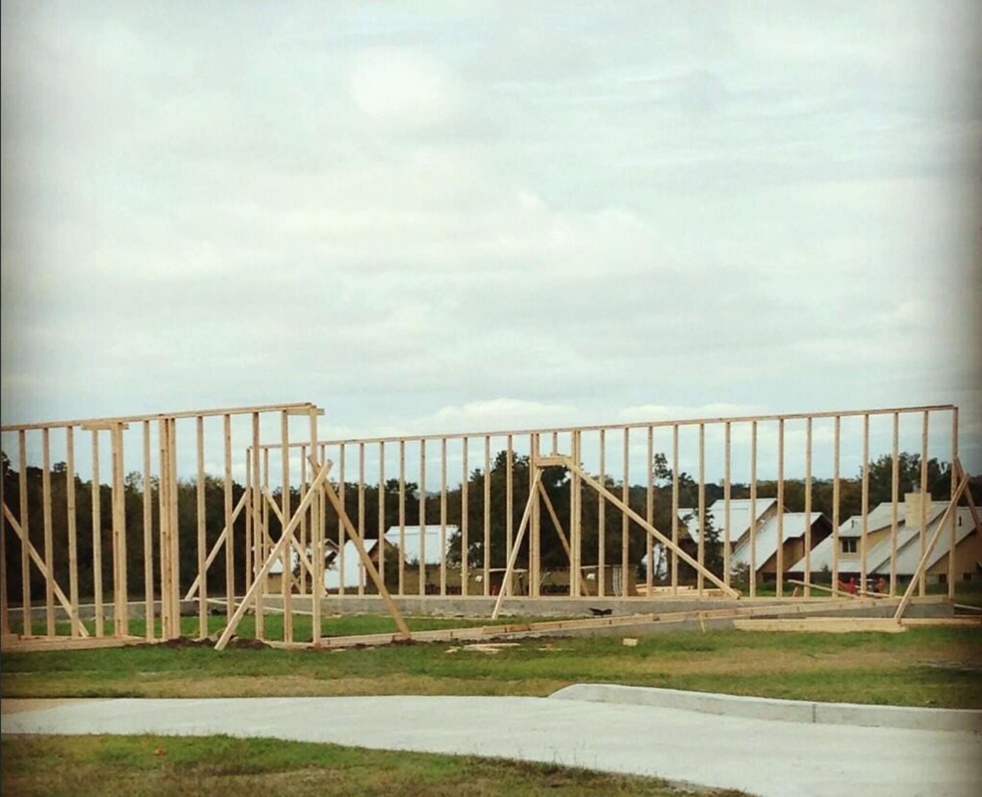 Guinness certifies world's largest gingerbread house built in Bryan