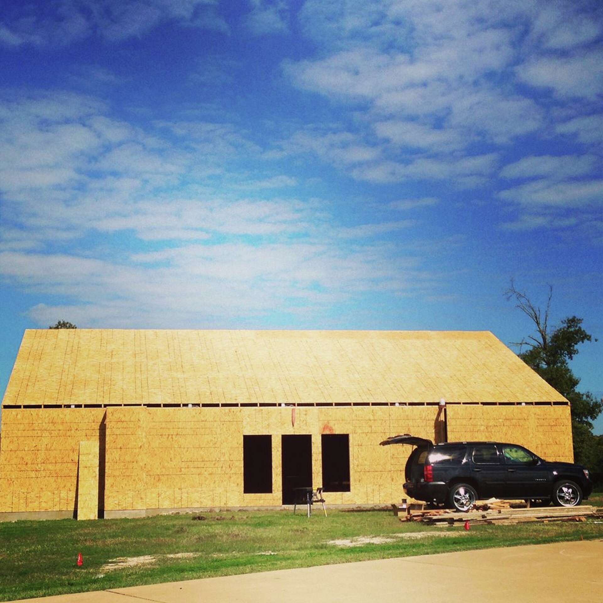Guinness certifies world's largest gingerbread house built in Bryan