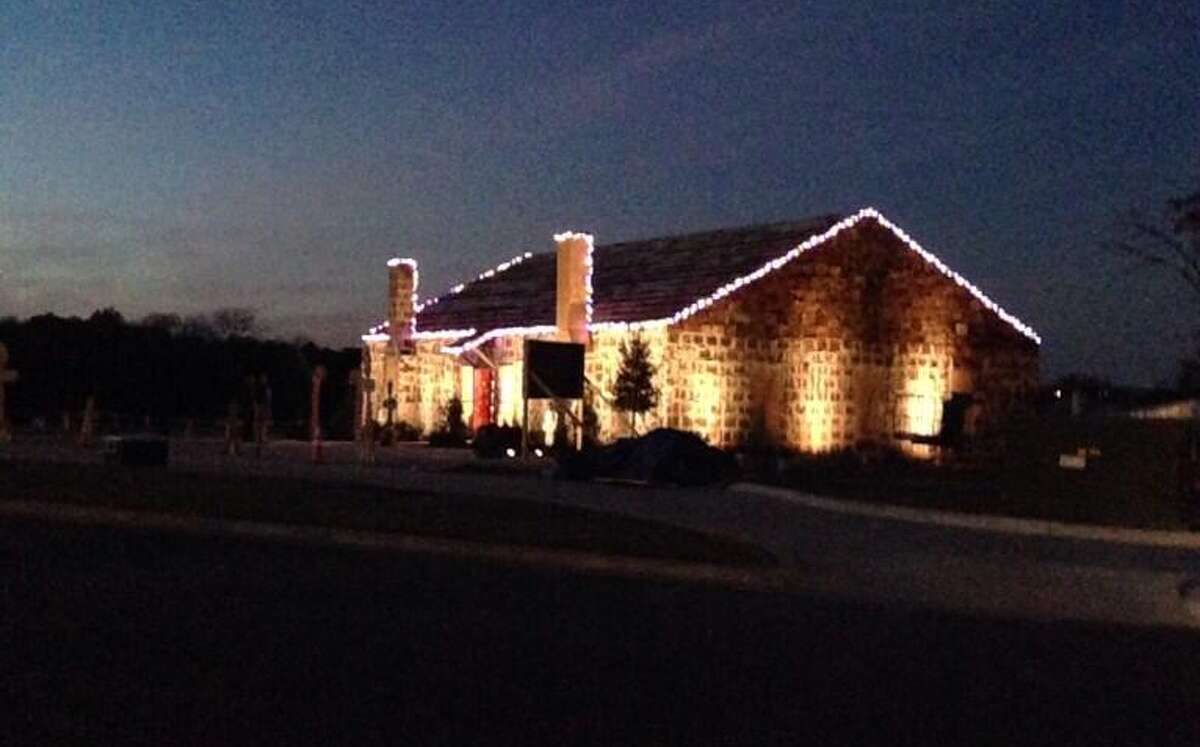 Guinness certifies world's largest gingerbread house built in Bryan