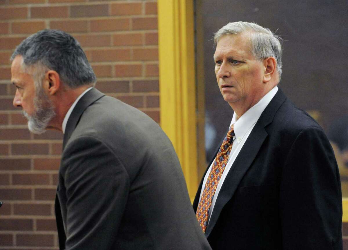 Jury convicts, then acquits Bell in manslaughter case