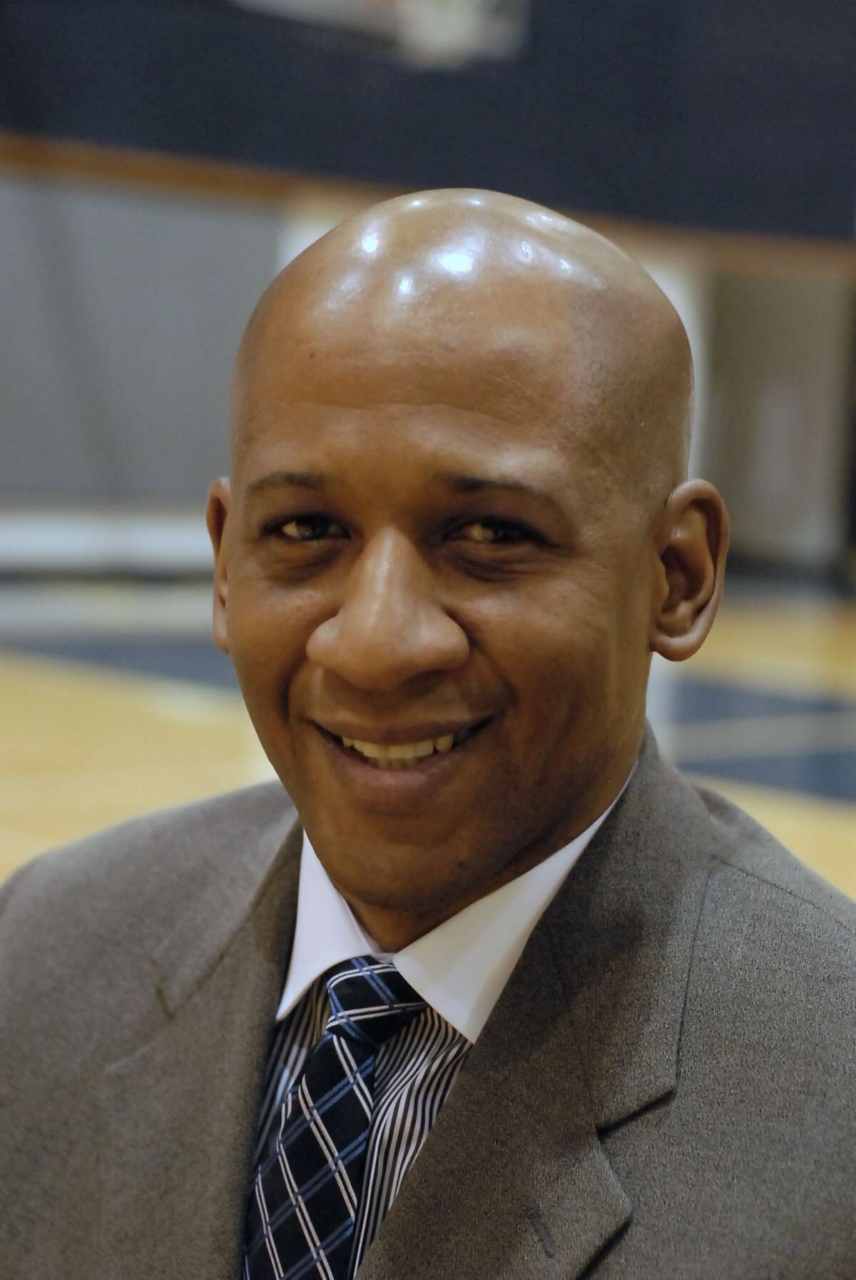 Mouton pushes Second Baptist boys hoopsters to new heights