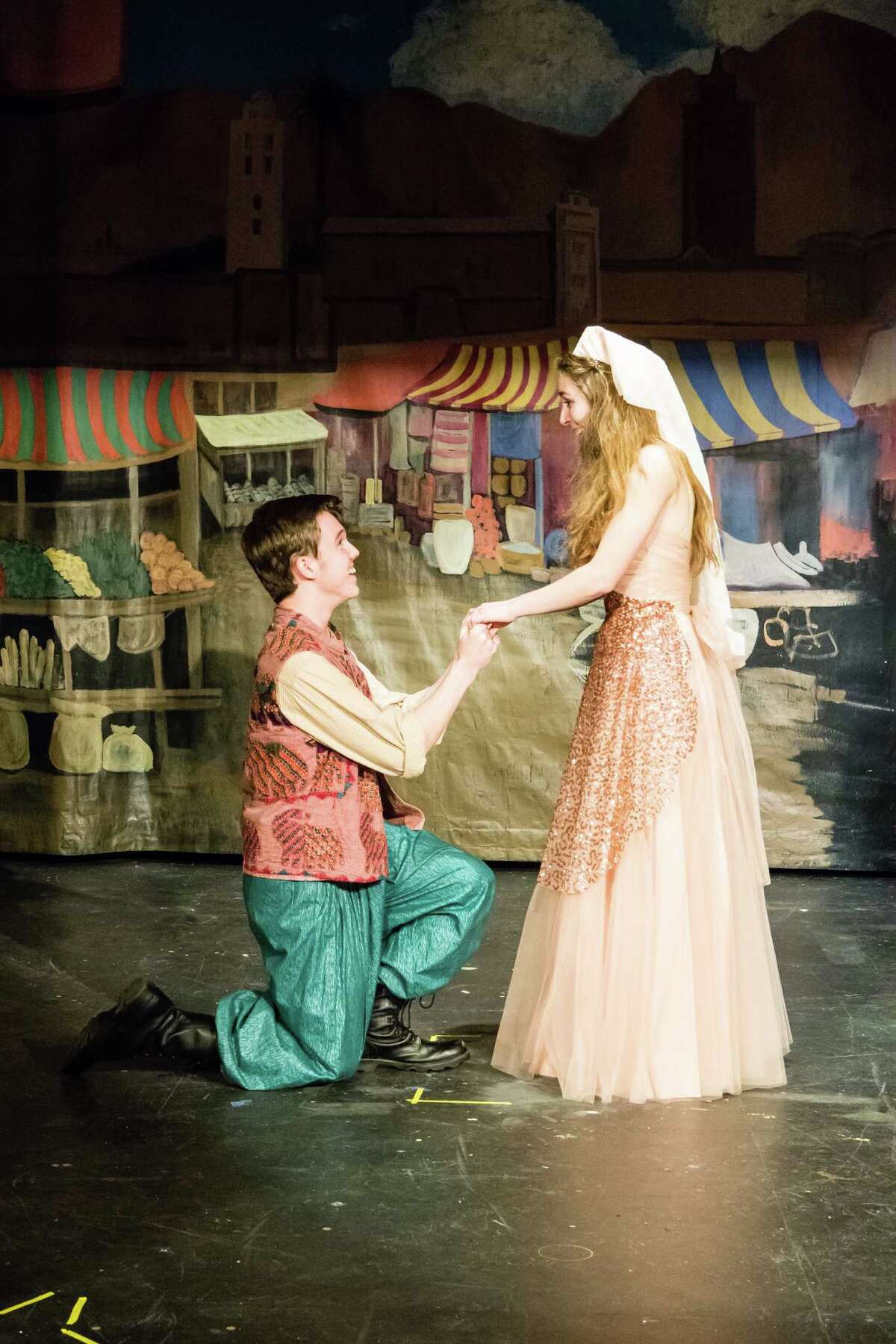 'Aladdin' presented in beloved British stage style