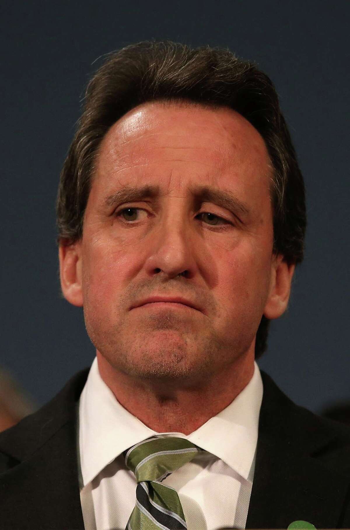 Experts divided over Sandy Hook response