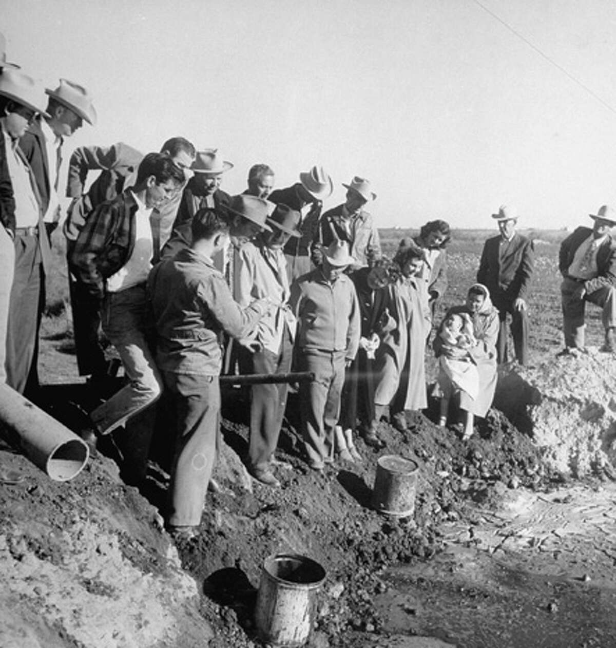 Historical photos show life during the oil boom in Texas