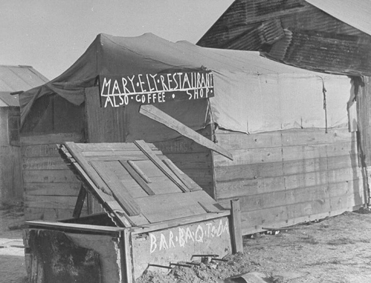 Historical photos show life during the oil boom in Texas