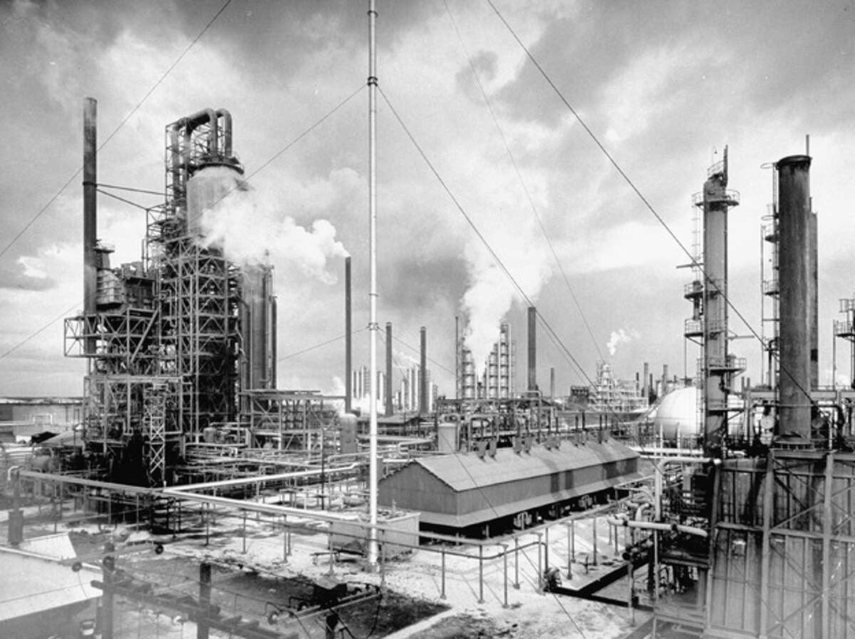 Historical photos show life during the oil boom in Texas