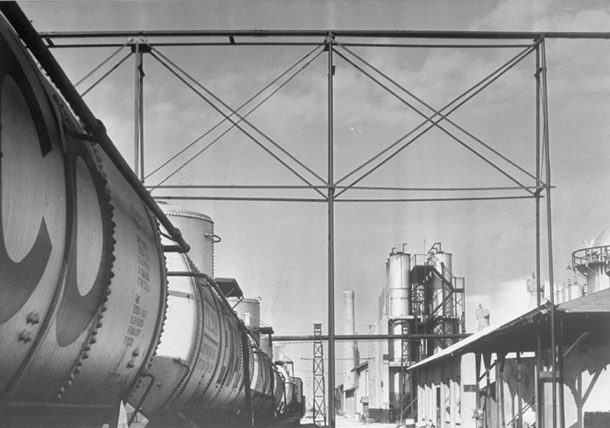 Historical photos show life during the oil boom in Texas