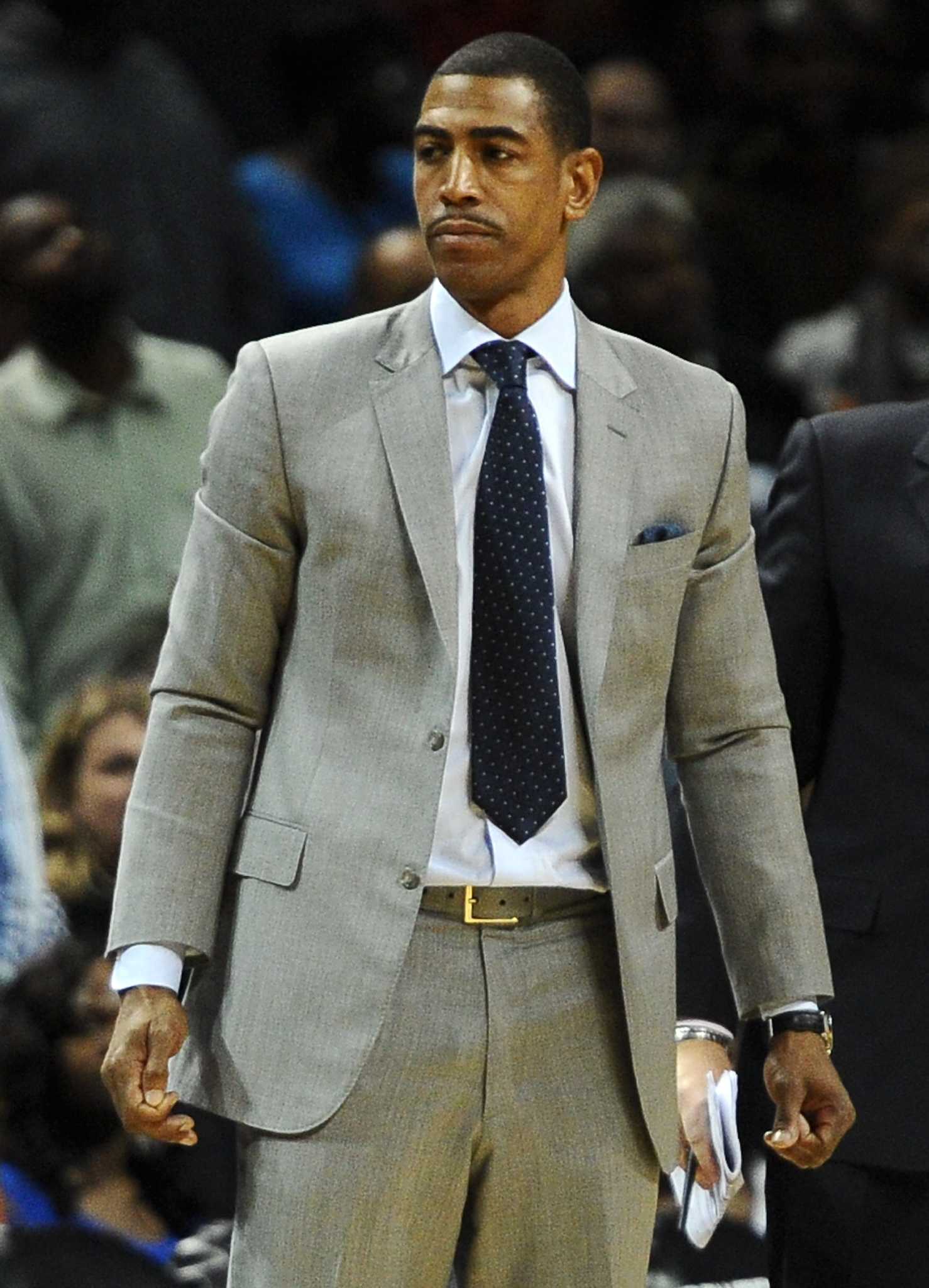 UConn's Ollie looks for a breather