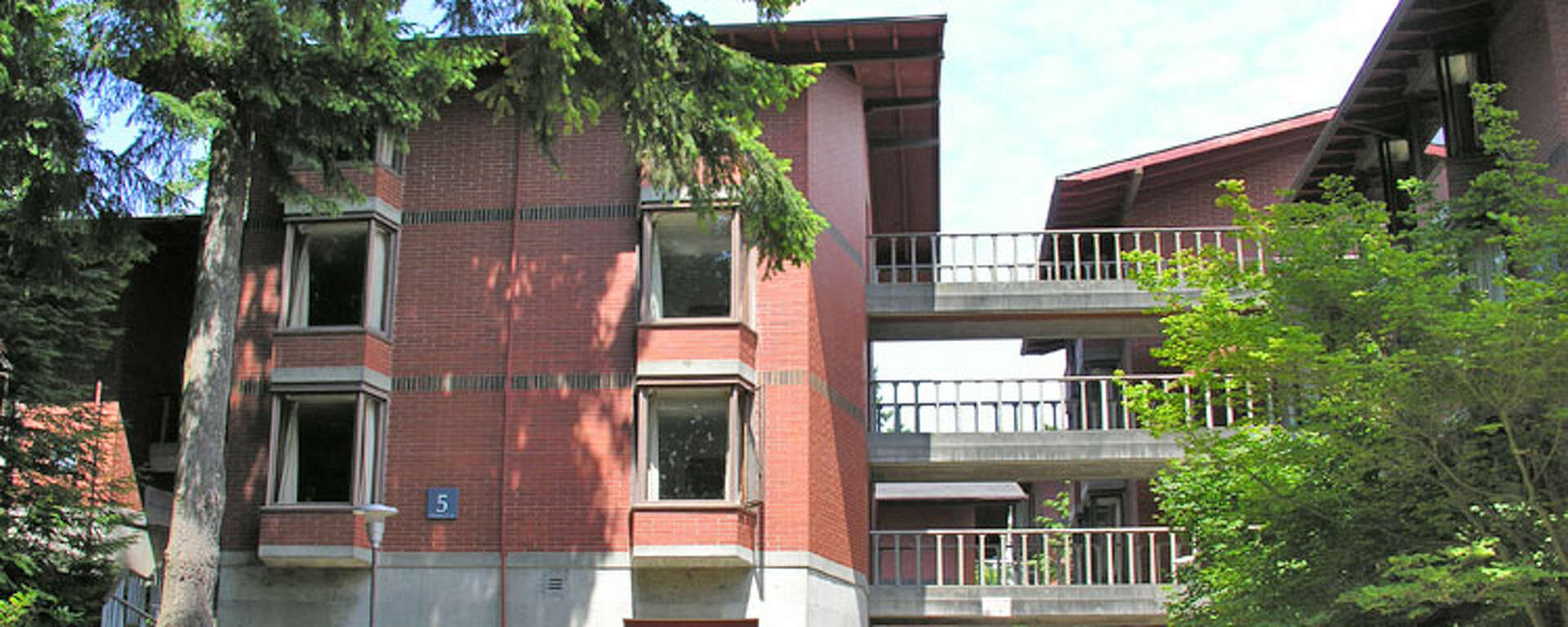 Fred Bassetti, architect and shaper of Seattle: An appreciation