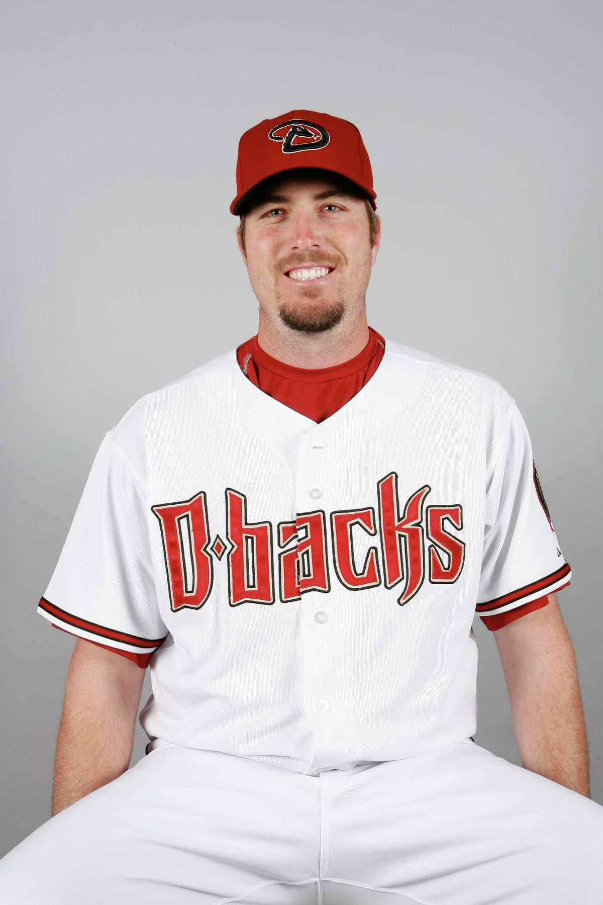 Astros fortify bullpen by bringing back Qualls