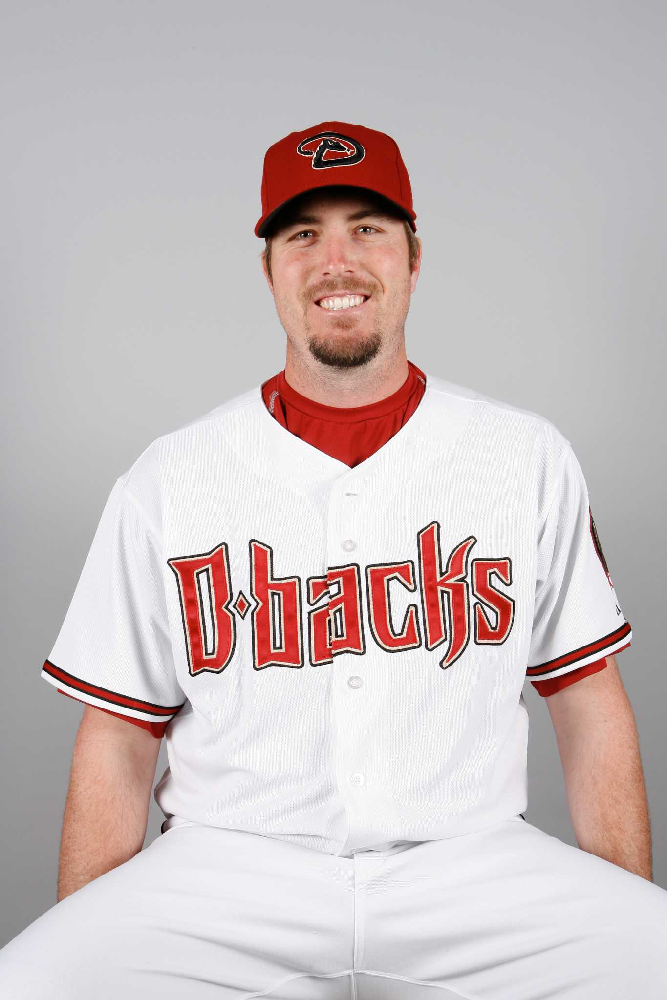 Astros fortify bullpen by bringing back Qualls