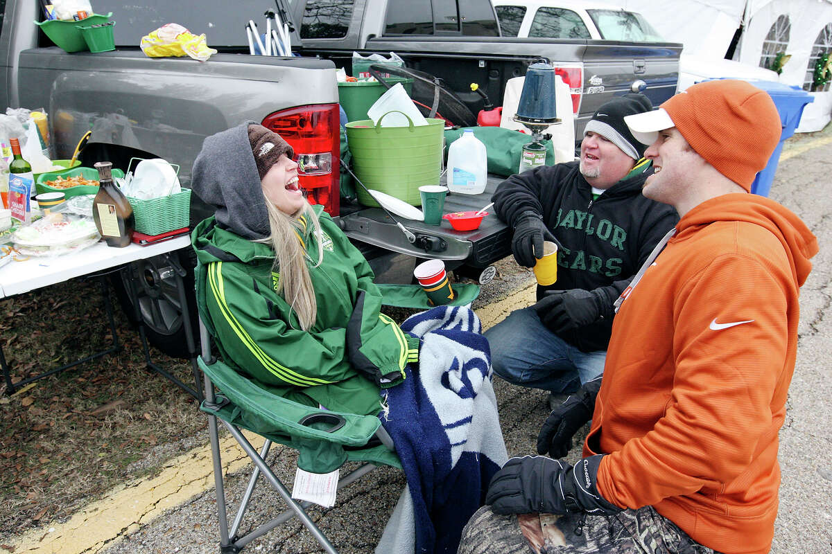 Baylor beats UT for first Big 12 title, heads to Fiesta Bowl