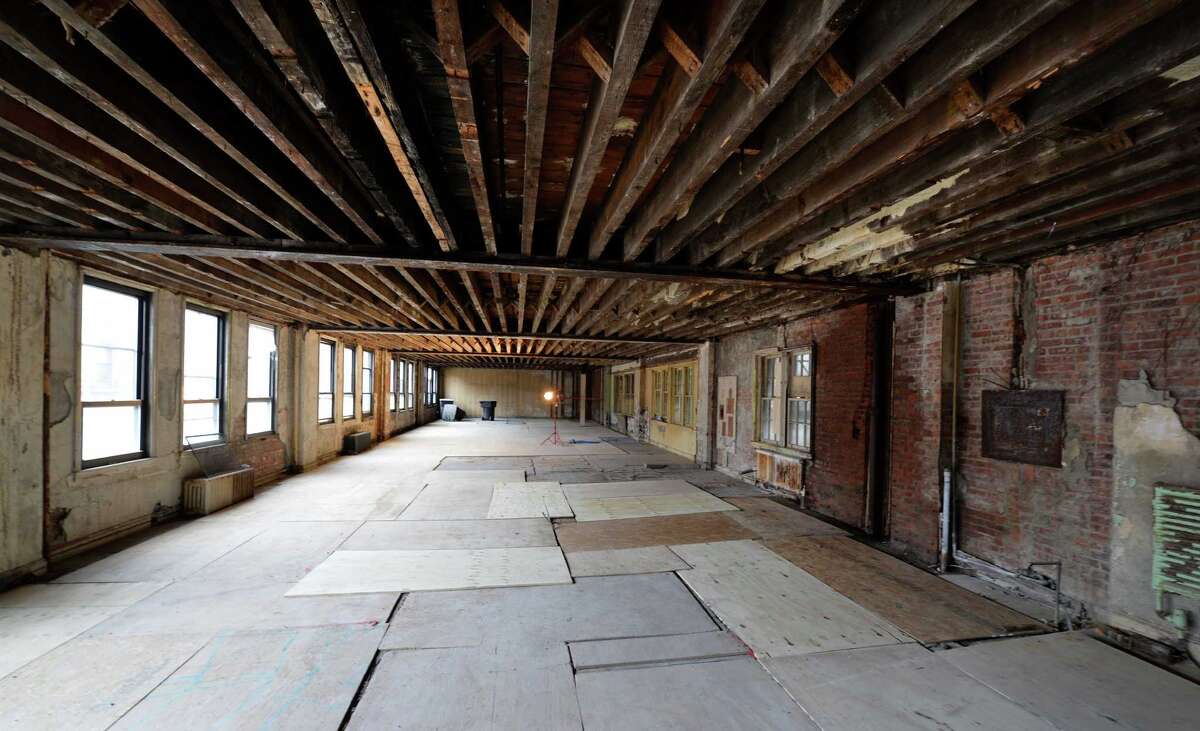 September premiere set for renters