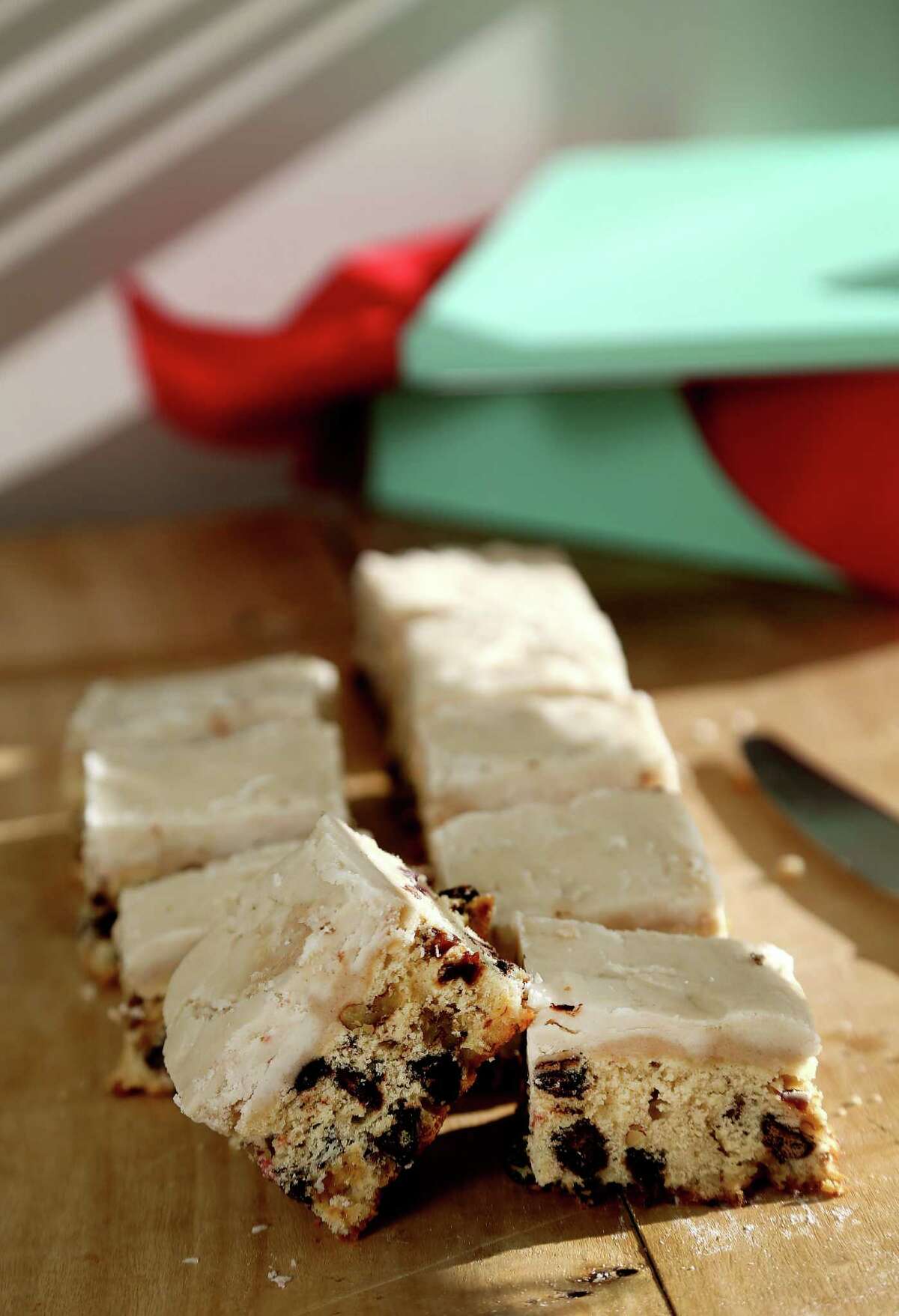 Treasure-Chest Bars a tasty twist on fruitcake