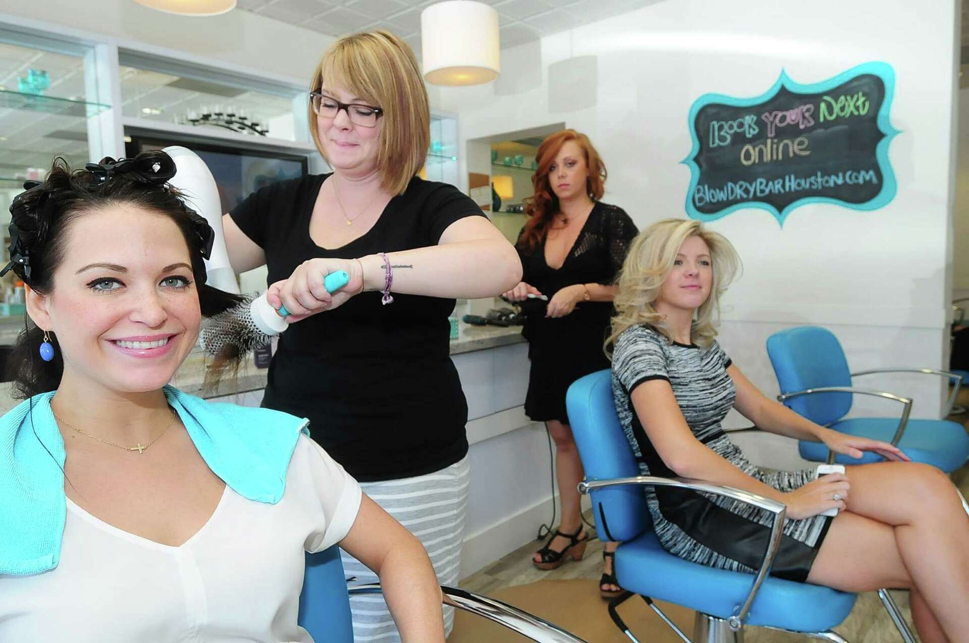 Heights woman cashes in on blowout craze