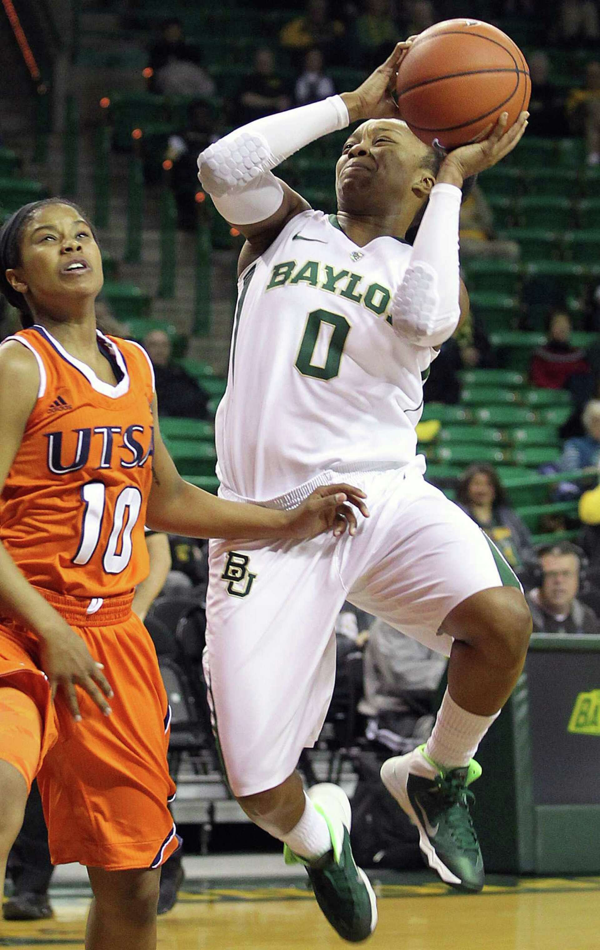 Baylor's Sims a big test for UConn soph Jefferson