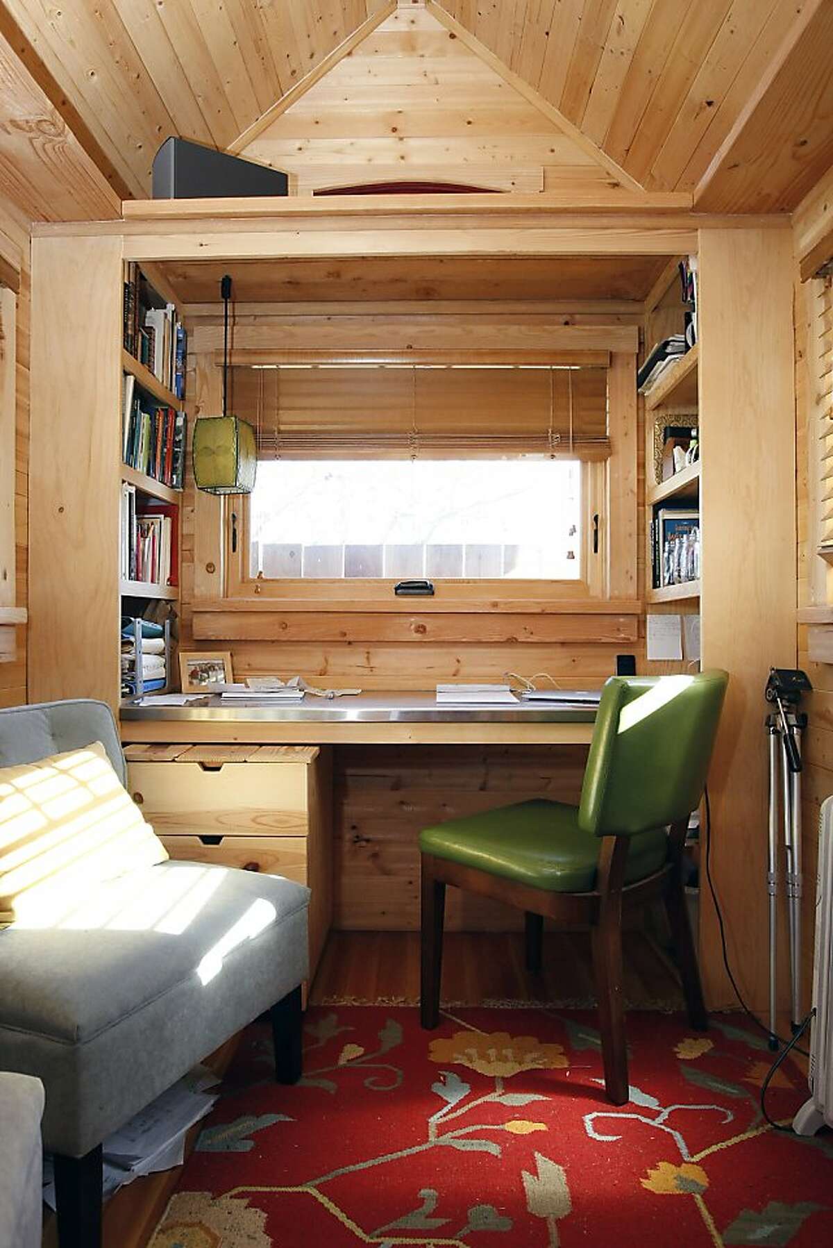 Small-house movement: Living in 120 square feet