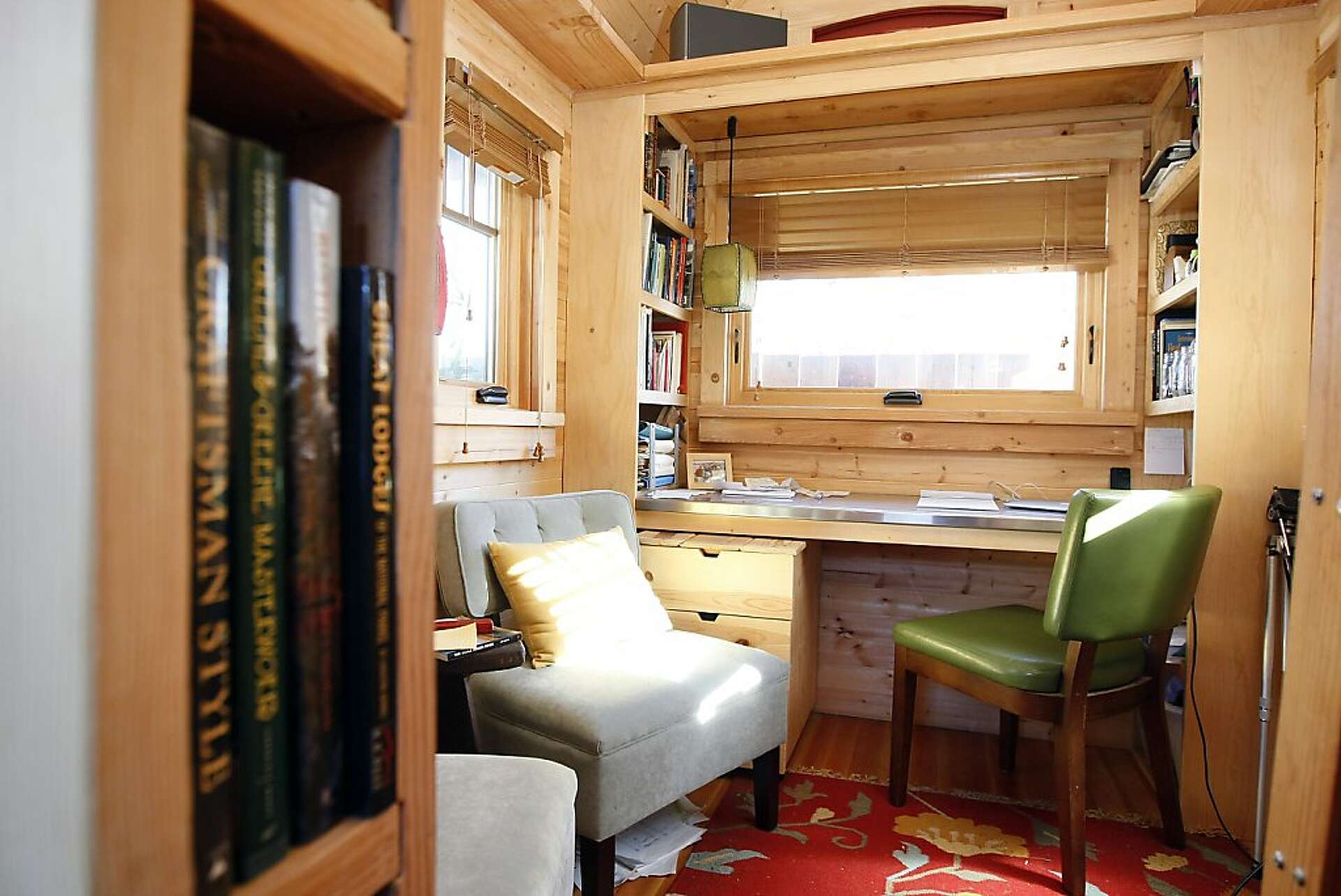 Small-house movement: Living in 120 square feet