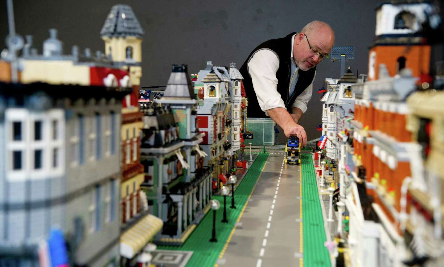 Building excitement: Stamford LEGO show celebrates the whimsical and ...