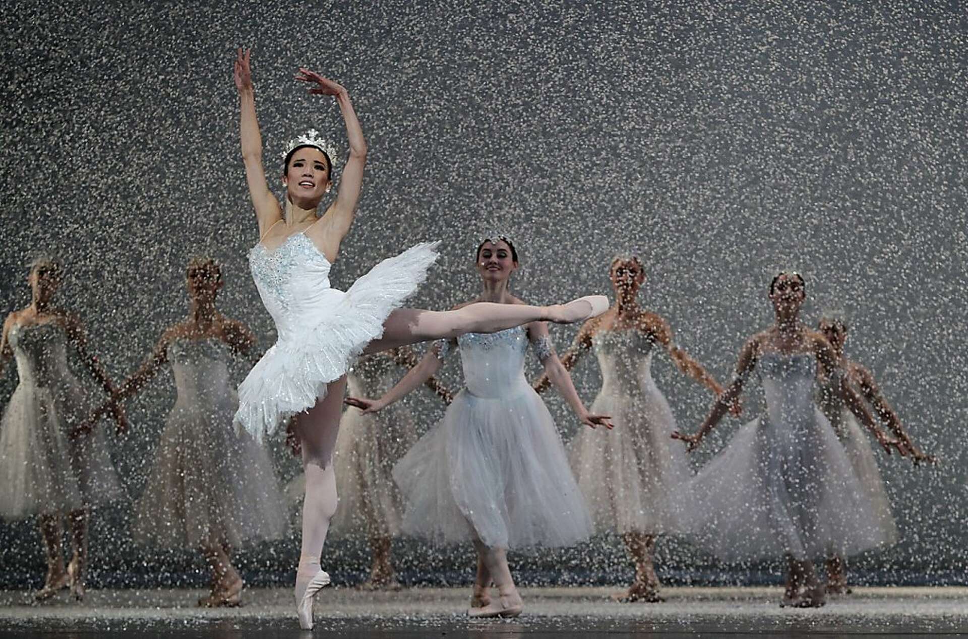 S.F. Ballet review: A sparkling 'Nutcracker'