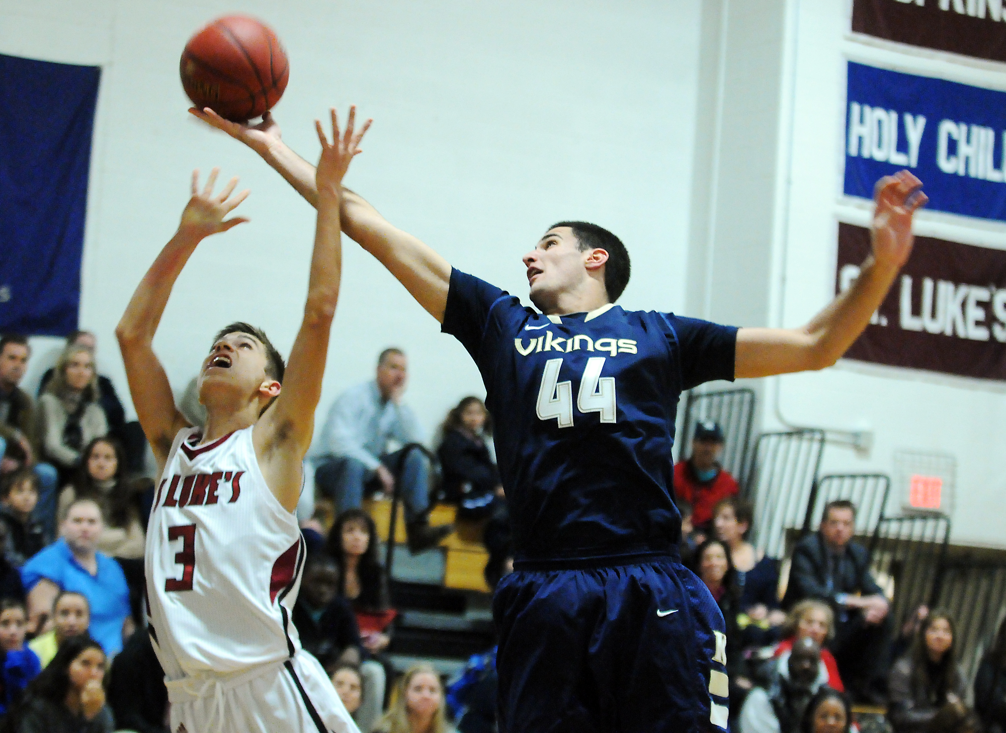 St. Luke's boys basketball team takes down King in season opener