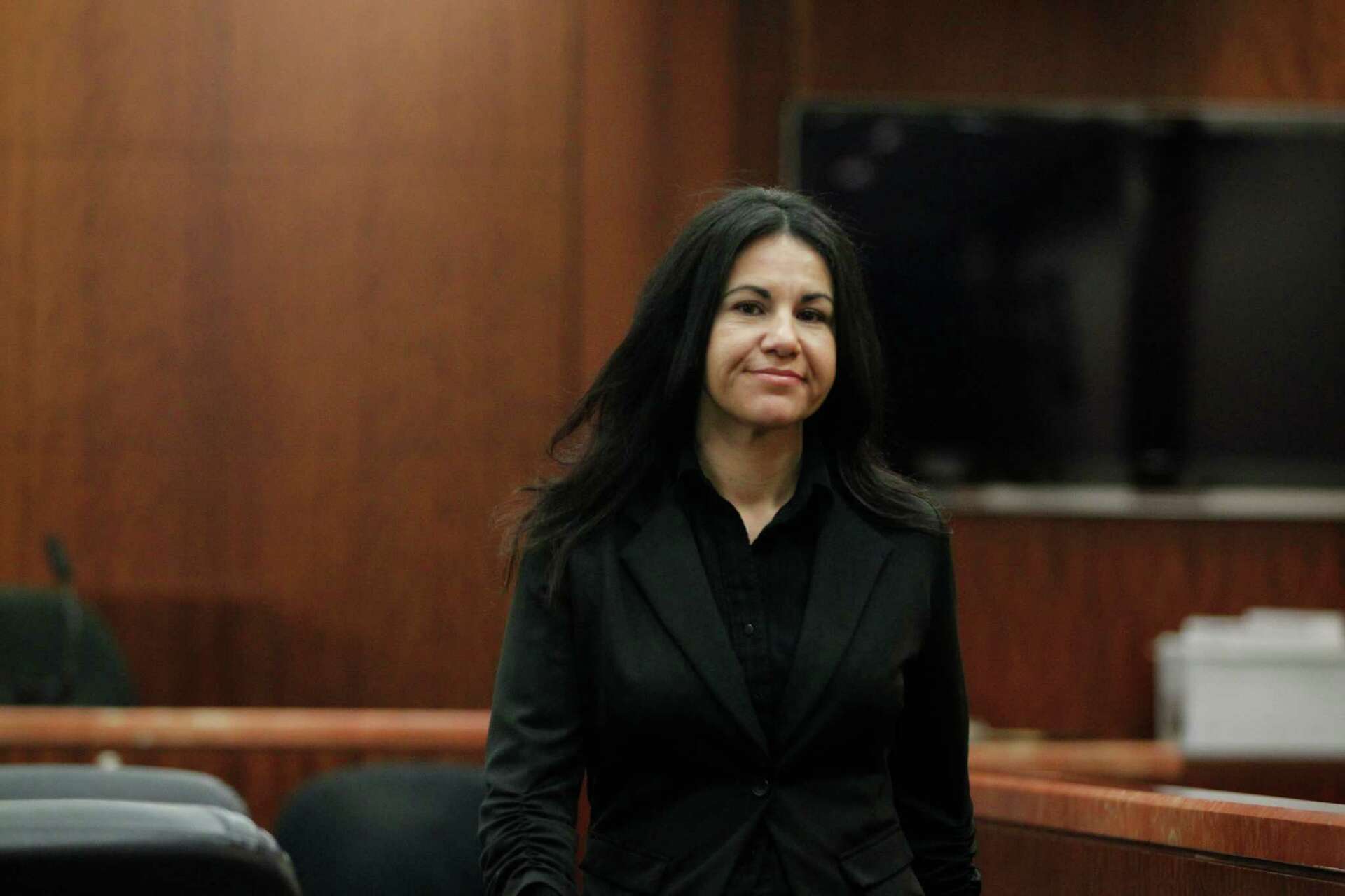 Judge orders accused stiletto killer to surrender passport