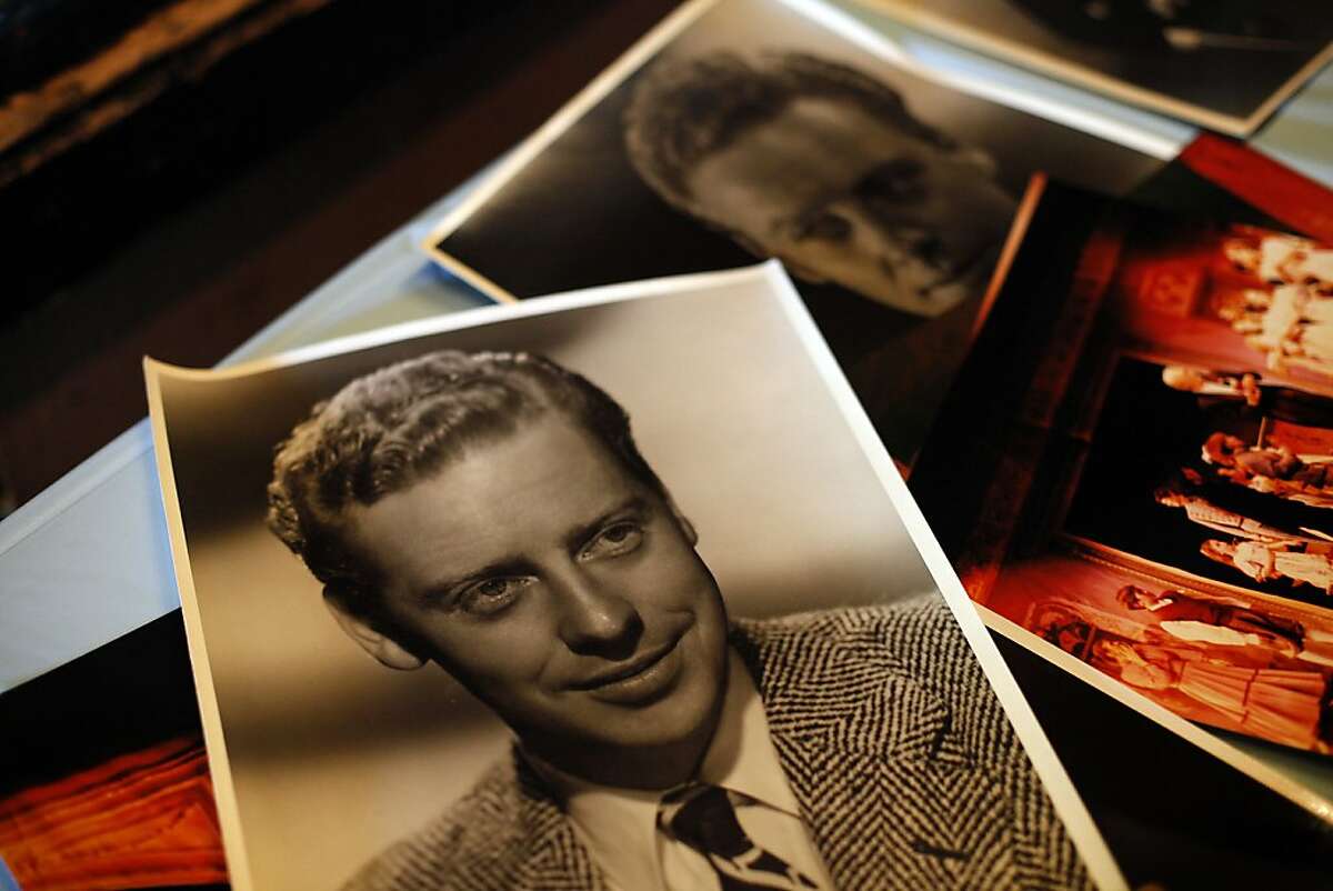 Even at 100, the world's a stage for dancer