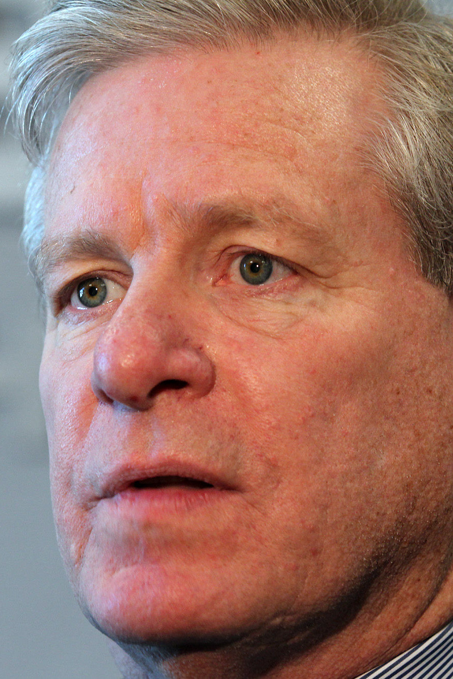 S.A.'s Steen to step down as secretary of state