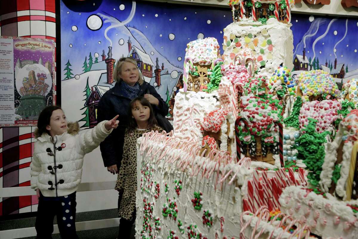 World's largest gingerbread village