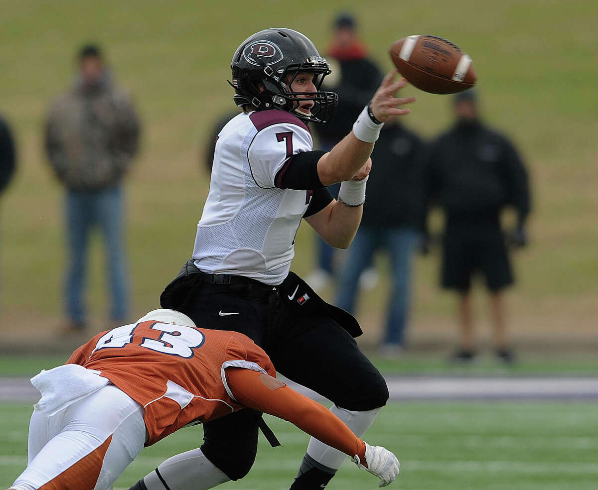 Late kickoff return for TD keeps Mavs from state berth