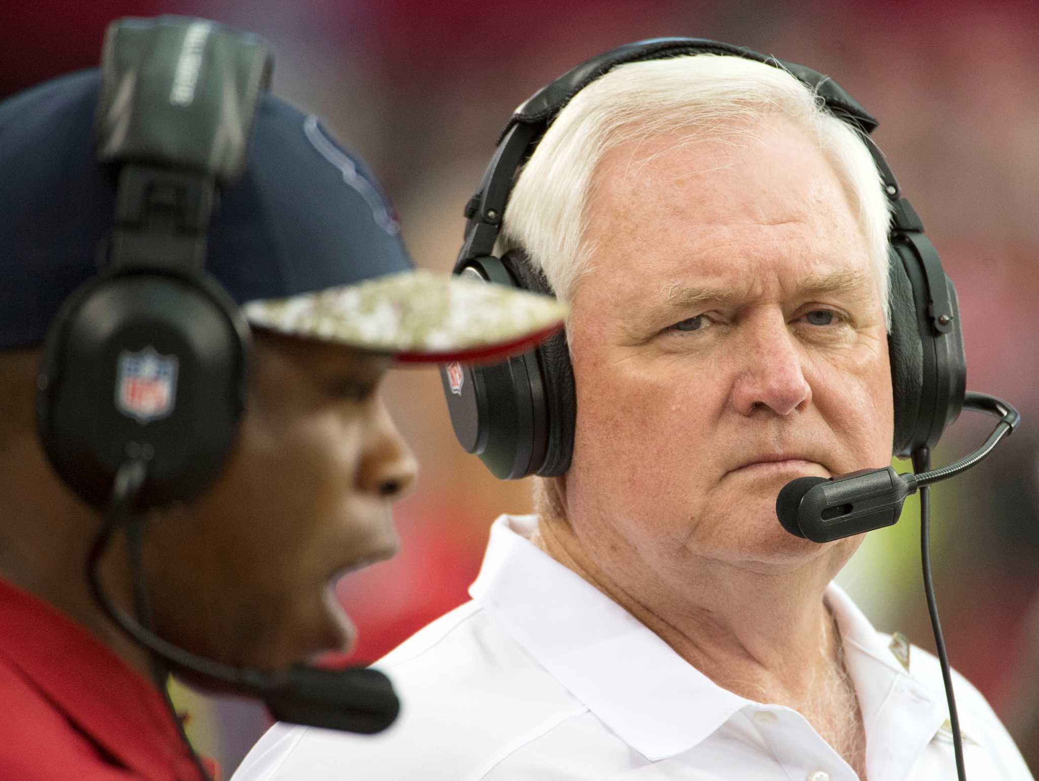 Phillips worthy of remaining Texans coach