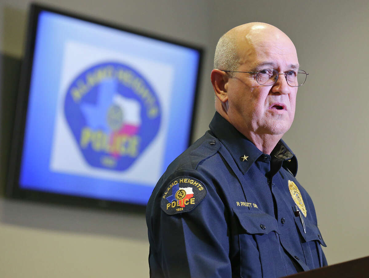 Officer who shot Cameron Redus had no radio contact with Alamo Heights