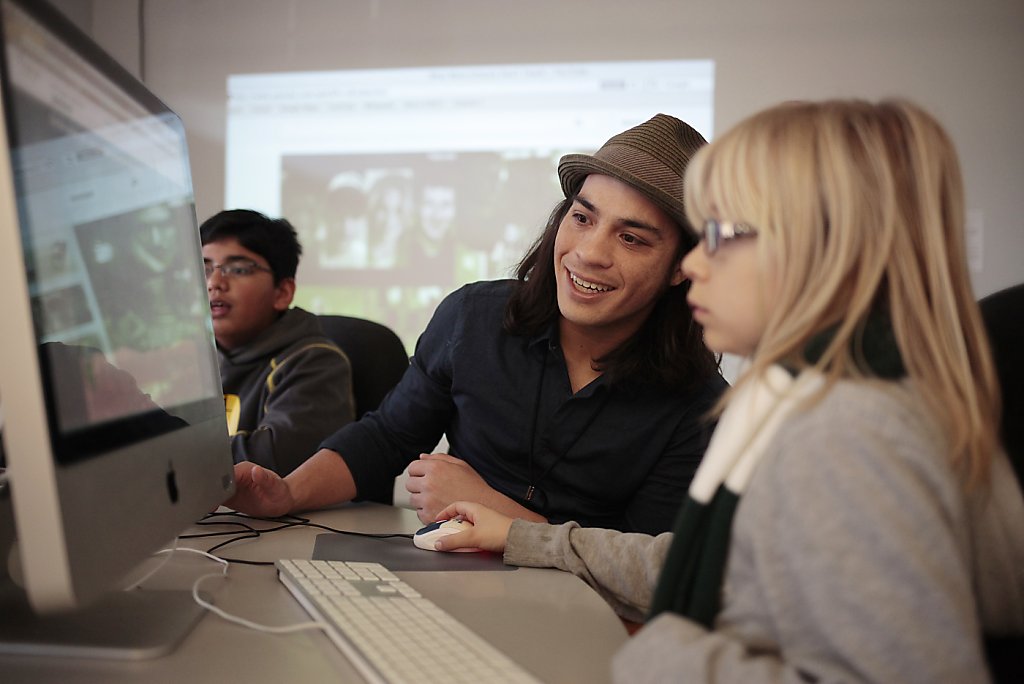 Students delve into programming in 'Hour of Code'