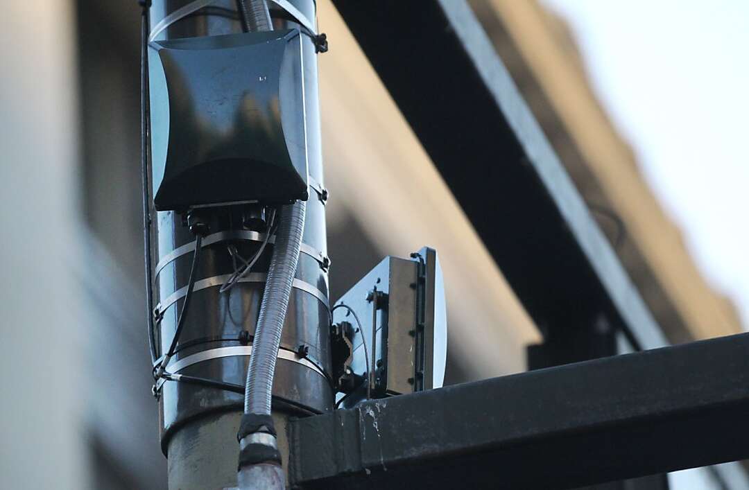 S.F. rolls out 3 miles of free Wi-Fi along Market Street