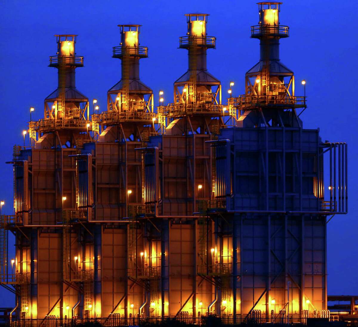 Plant on the Sabine aims to catch gas export wave