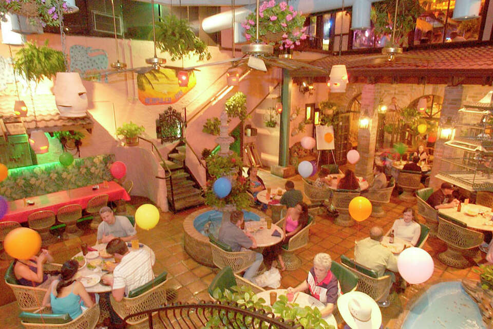 The '90s restaurants Houstonians miss the most, from 59 Diner to Eatzi's