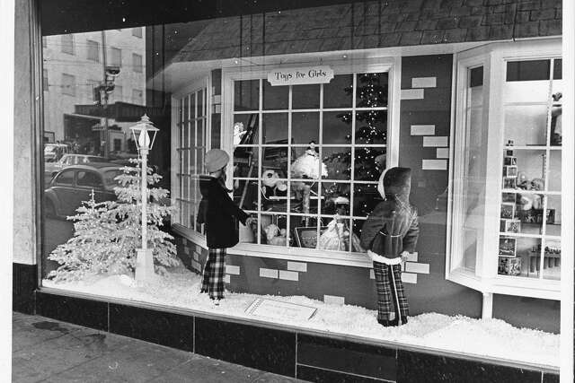 Christmas in Seattle: From Frederick & Nelson to drunk Santas