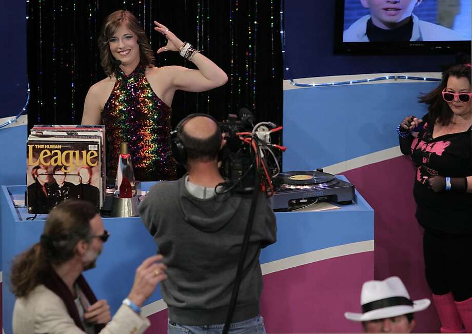 'Dance Party' turns TV viewers into stars - SFGate