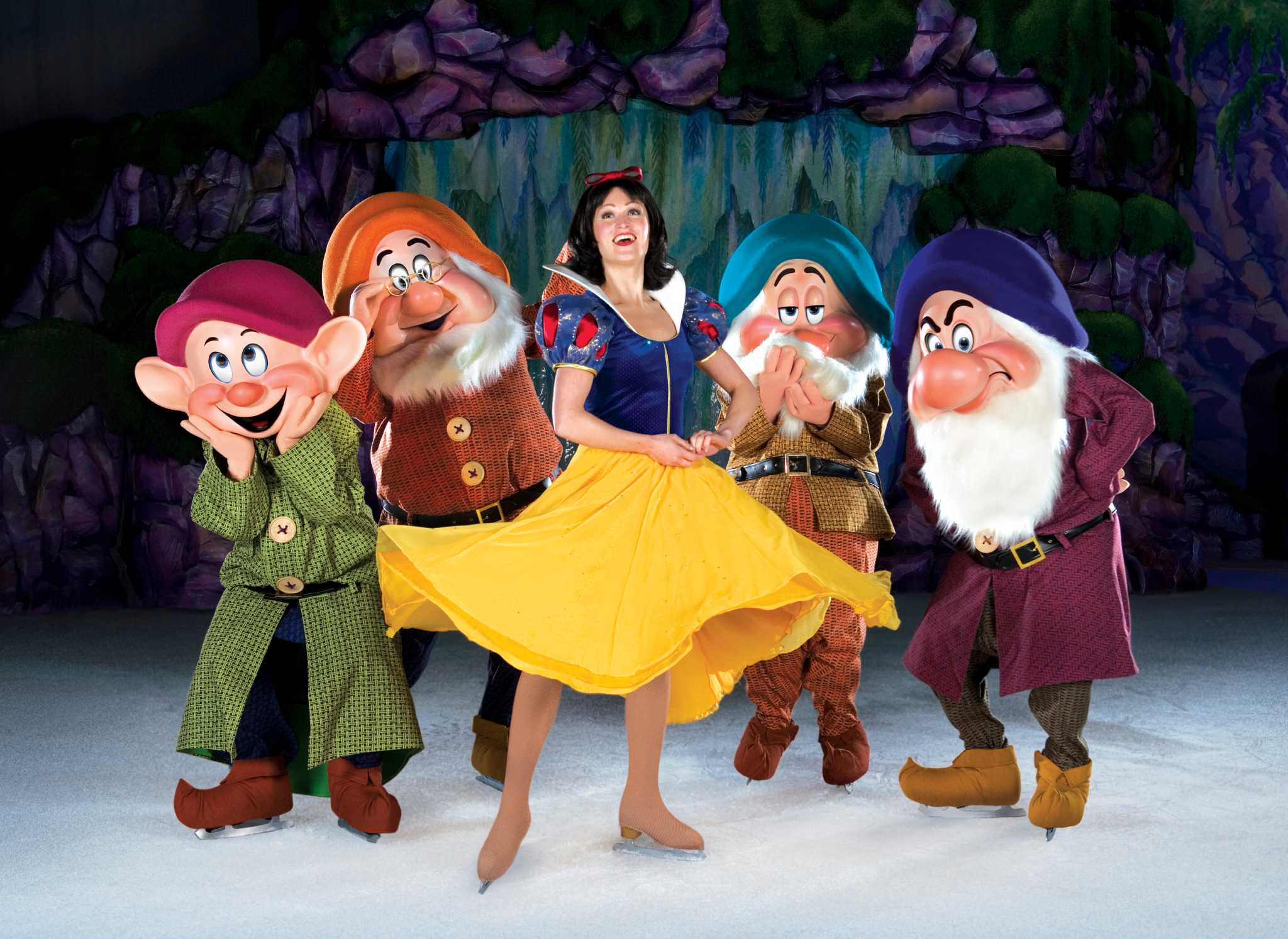 Snow White & pals come to Bridgeport arena in Disney On Ice