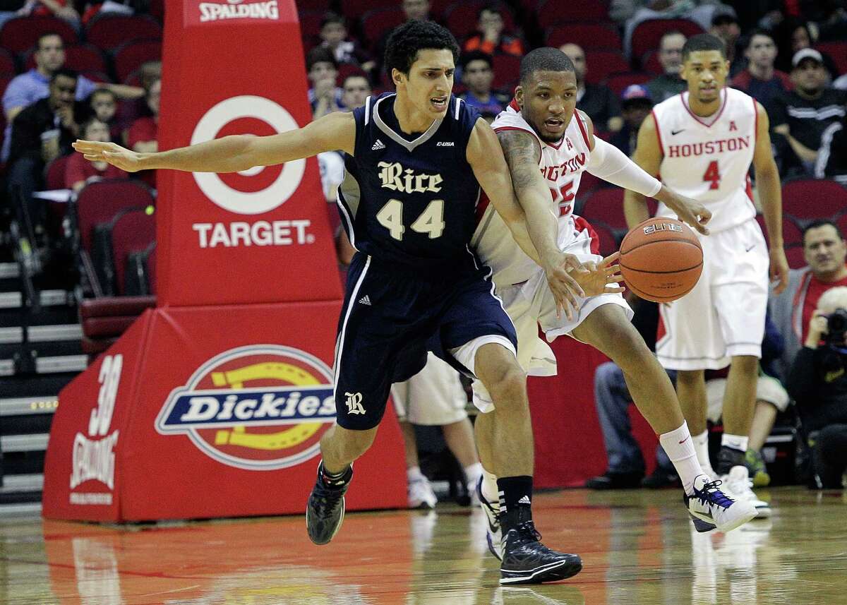 Cougars capitalize on Owls' costly mistakes