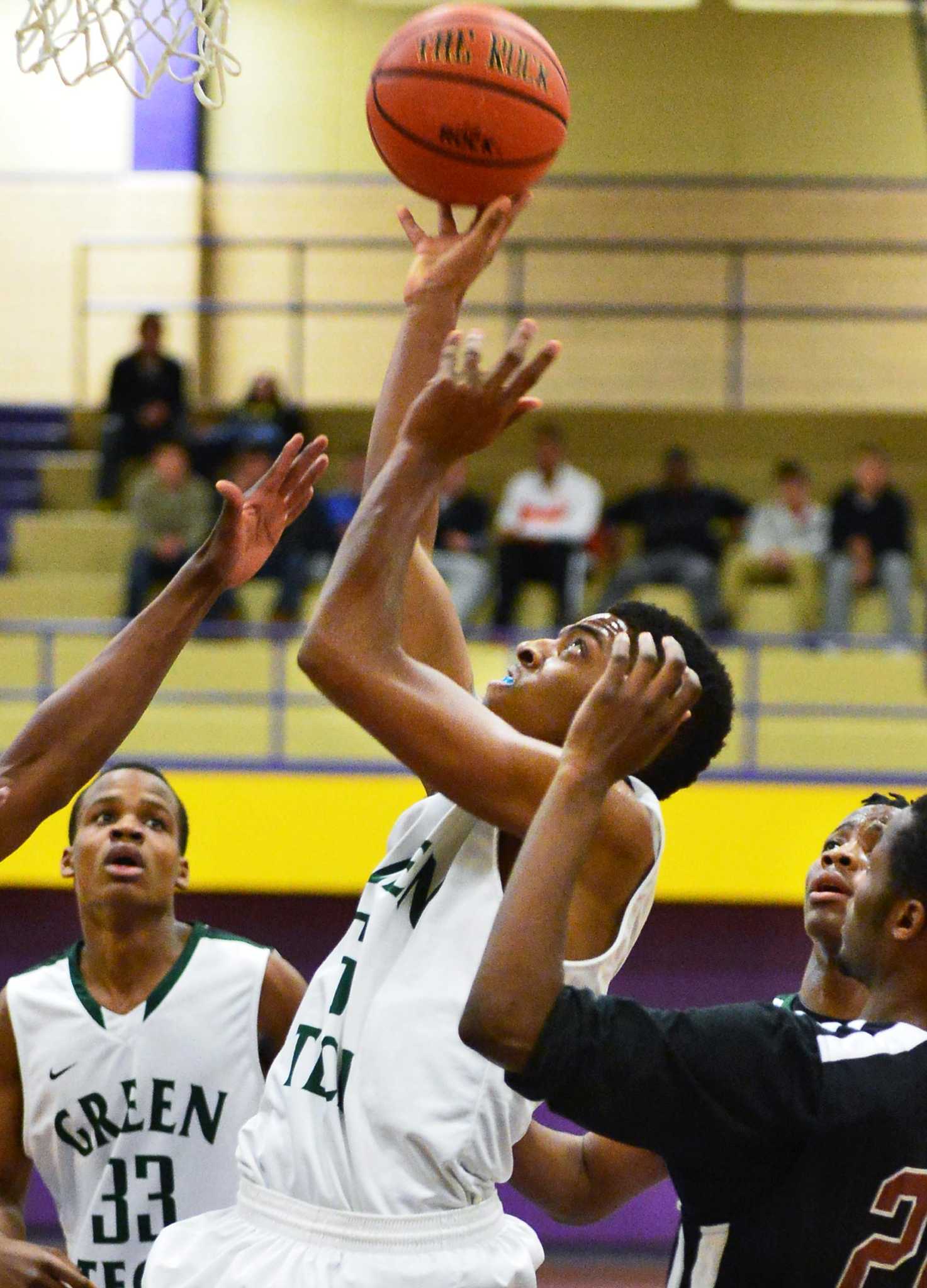 Eagles can't derail Kingston