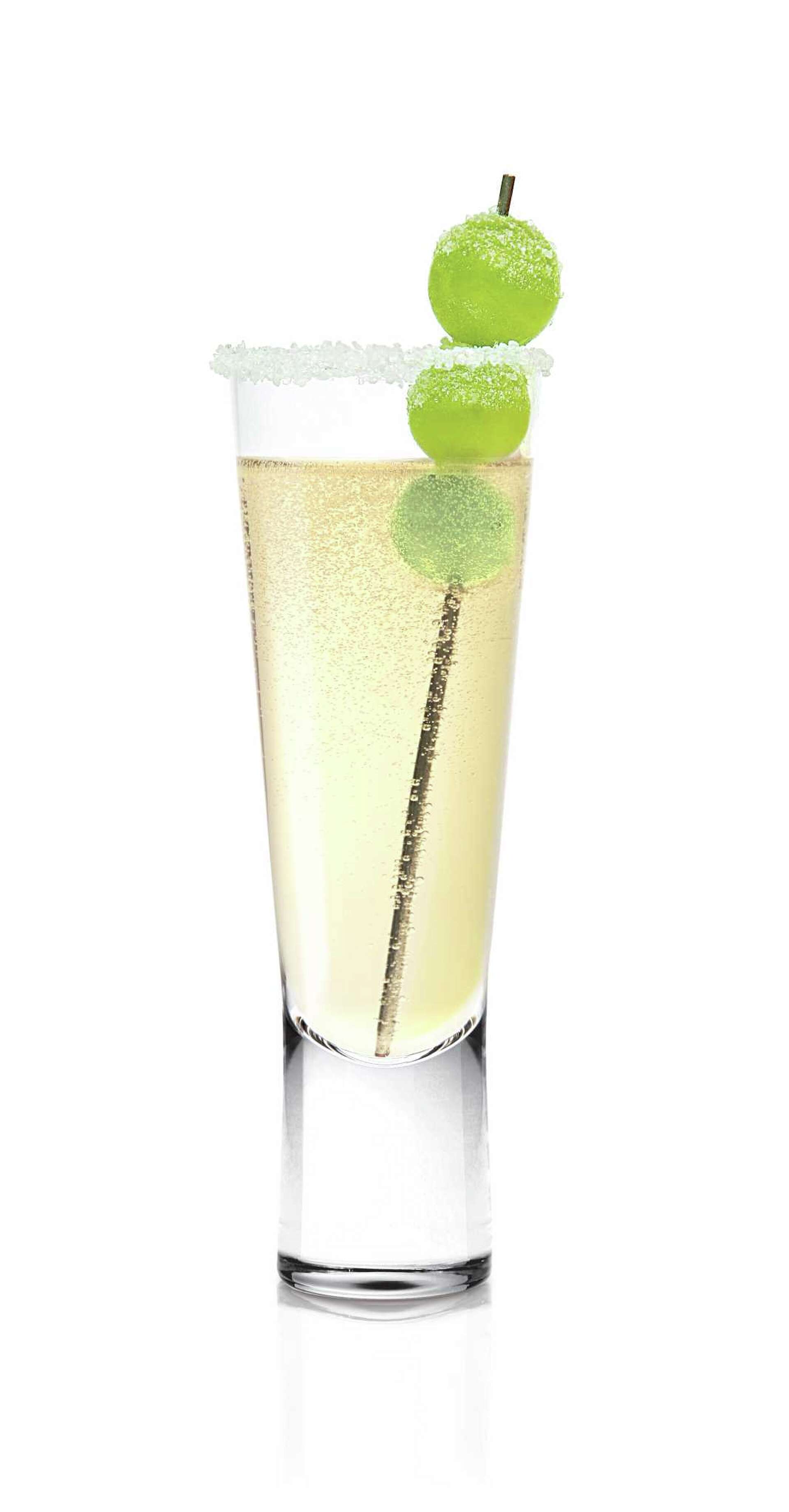Five easy sparkling drinks to toast the new year