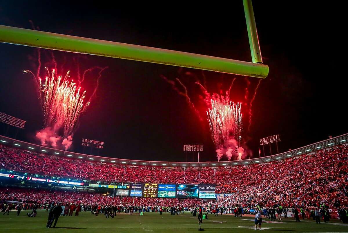 Interception return helps 49ers clinch playoff berth