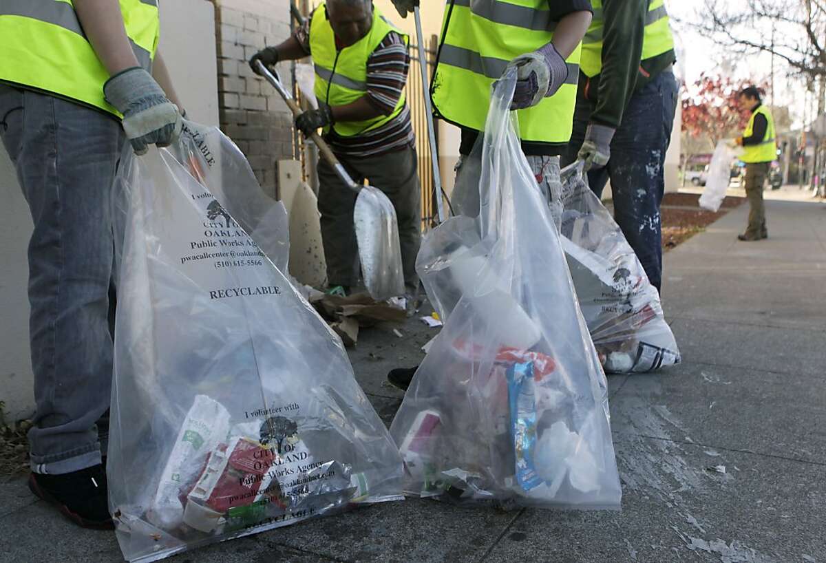 Tons of garbage dumped on Oakland streets