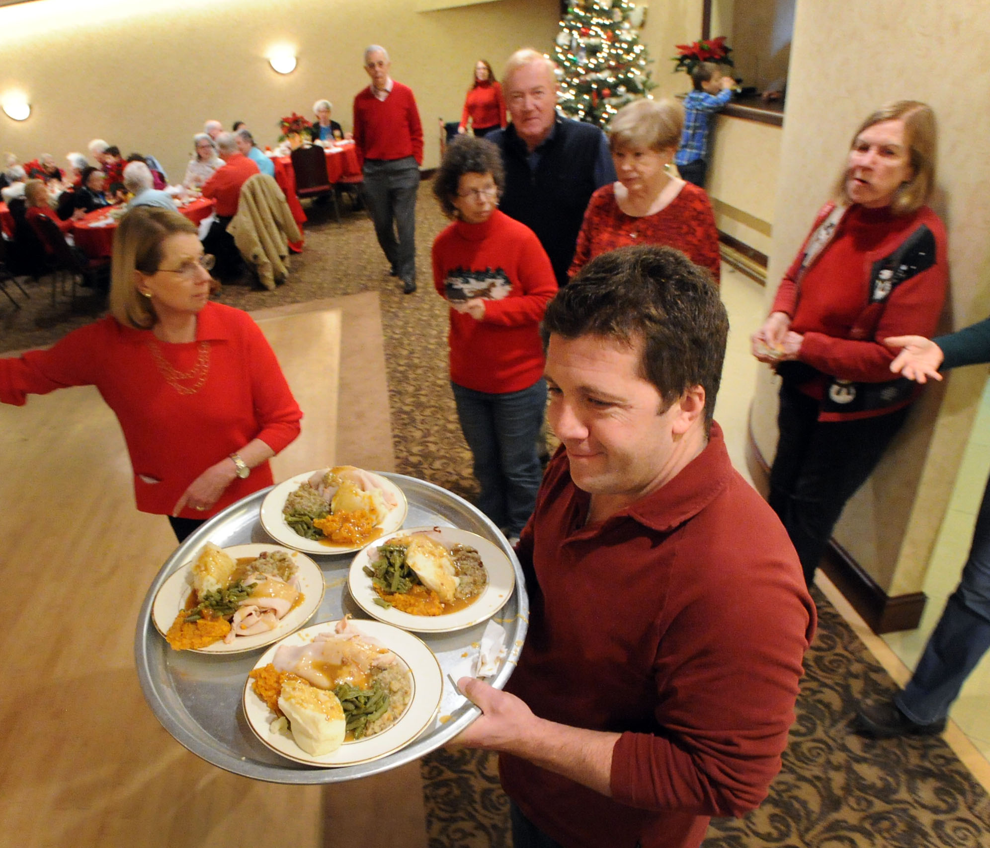 Knights welcome all for Christmas dinner
